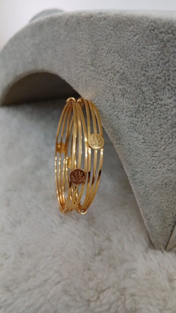 2.4 Zig zag pattern Lakshmi kaasu Micropolish bangles (set of 2 ...
